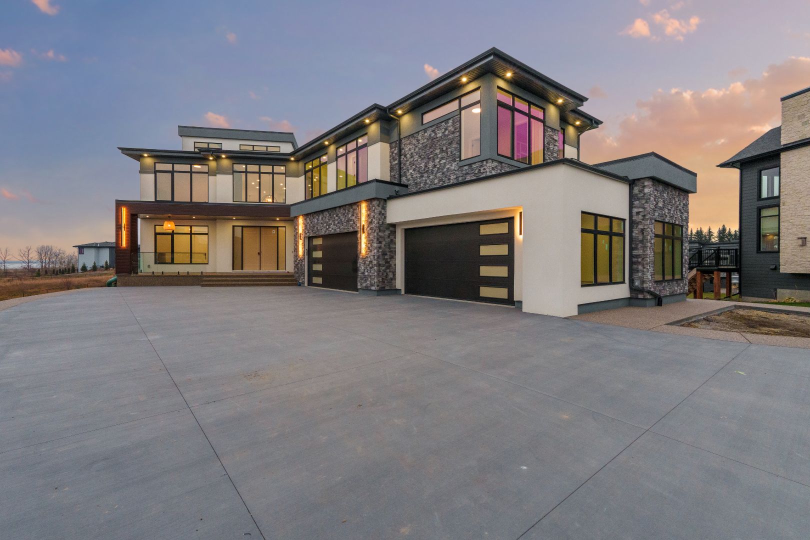 Custom Home Builder Edmonton | Castlestone